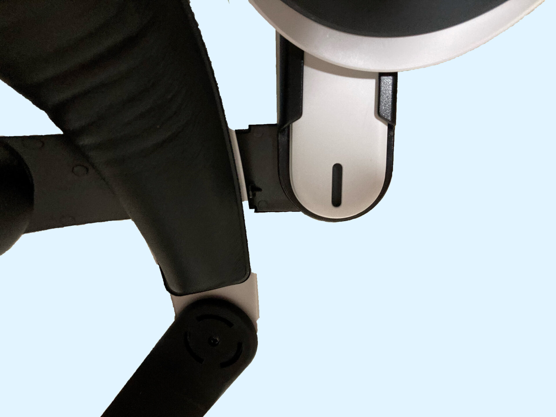 Meta Quest 2 おすすめストラップ「MOMO VR M2」の感想と装着手順 | アルパカのゲームブログ